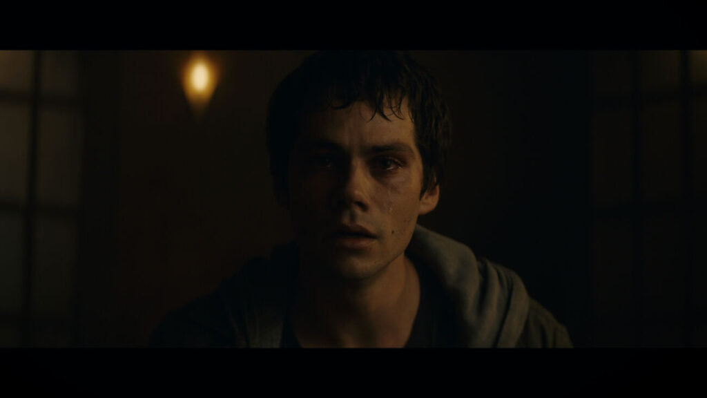 Crítica | Efeito Flashback – Dylan O’Brien estrela thriller de mistério estilo ‘Matrix’