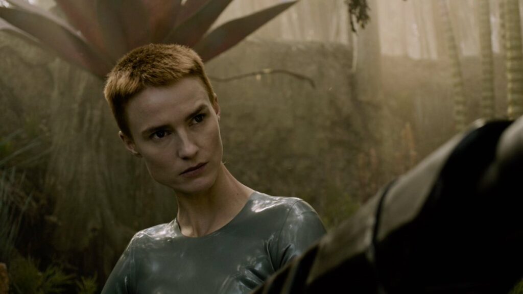 ‘Raised by Wolves’: Androides evoluem no teaser LEGENDADO da 2ª ...