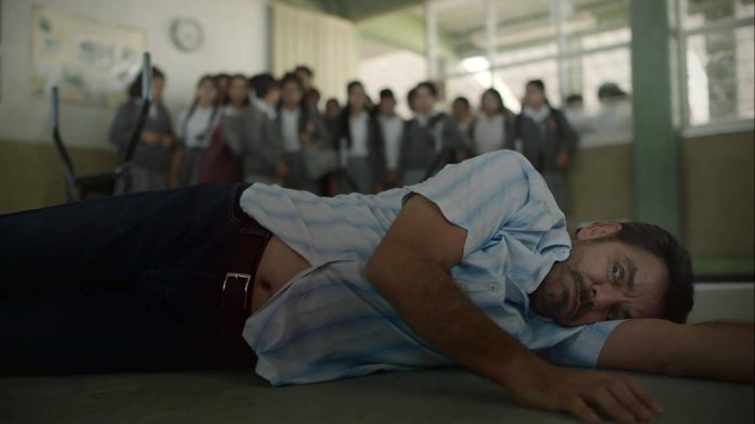 Crítica | Radical: Eugenio Derbez vive inspirador professor em ...