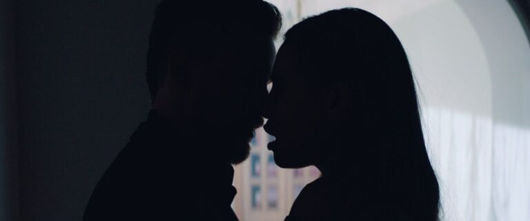 ATREVIDA: A PAIXÃO NÃO TEM REGRAS - Filme | CinePOP