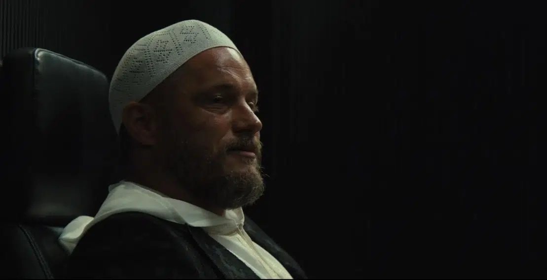 Crítica | Missão de Sobrevivência – Gerard Butler e Ragnar de ‘Vikings ...