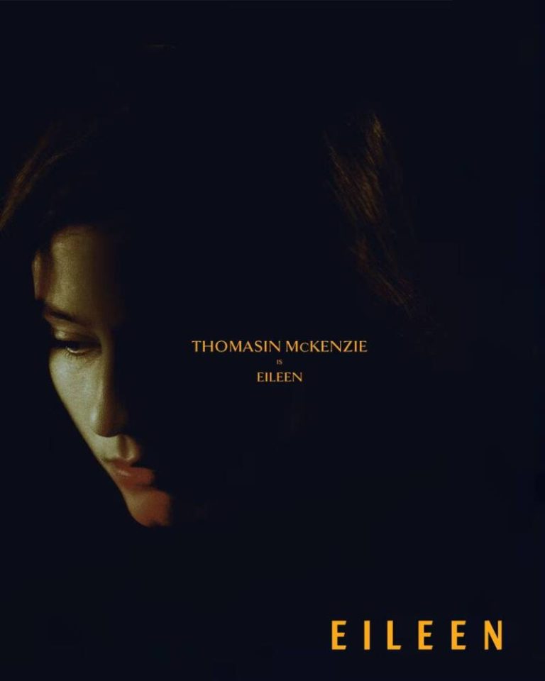 Anne Hathaway e Thomasin McKenzie nos cartazes inéditos do SUSPENSE ...