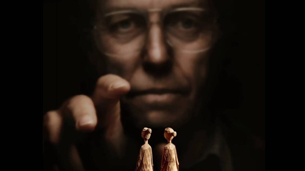 'Herege': Terror da A24 estreia no streaming; Saiba onde assistir!