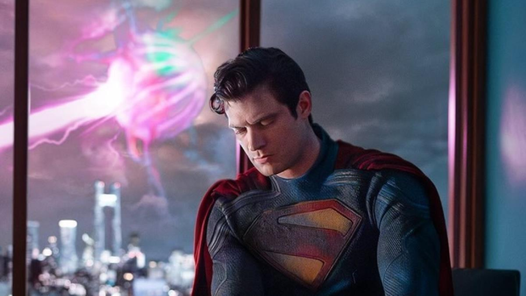 GIGANTE! Lex Luthor surge de armadura na primeira foto de ‘Superman 2 ...