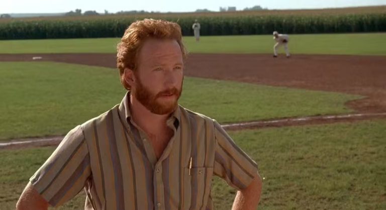 Timothy Busfield é alvo de mandado de prisão por acusações de abuso ...