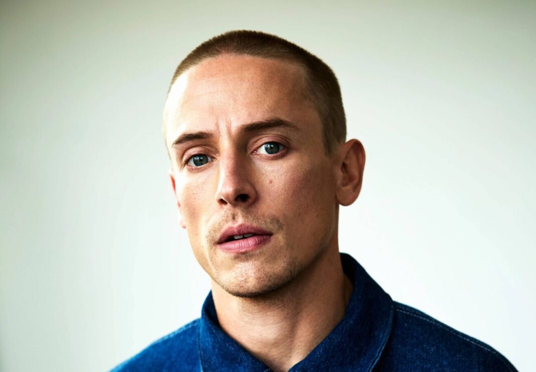 ‘The Nightingale’: Edmund Donovan entra para o novo drama de guerra com ...