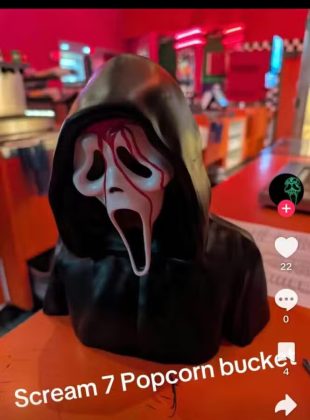 Ghostface pronto para atacar em duas novas imagens de ‘Pânico 7’