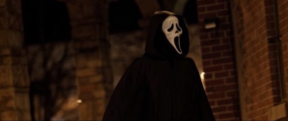 Ghostface pronto para atacar em duas novas imagens de ‘Pânico 7’